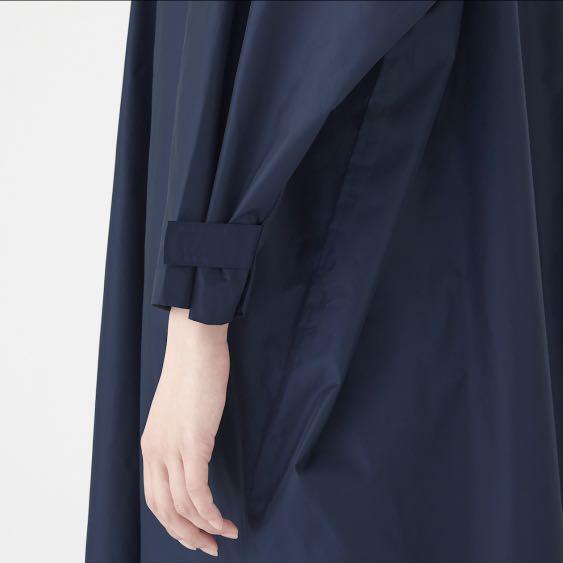 Muji Pocketable Raincoat, Women's Fashion, Coats, Jackets and Outerwear ...