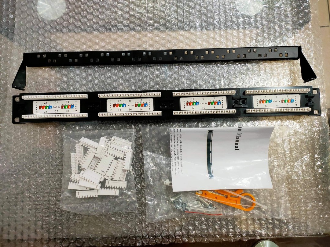 Patch Panel 24 ports unshielded, Computers & Tech, Parts & Accessories ...