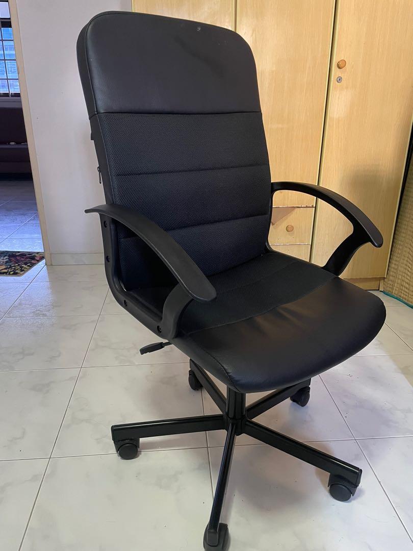 RENBERGET Swivel chair, Bomstad black, Furniture & Home Living ...