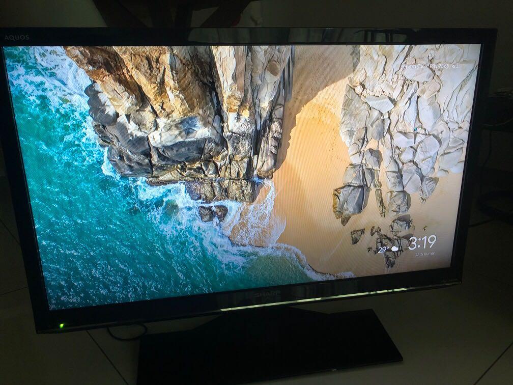 Sharp Aquos 32 inch LED TV, TV & Home Appliances, TV & Entertainment ...