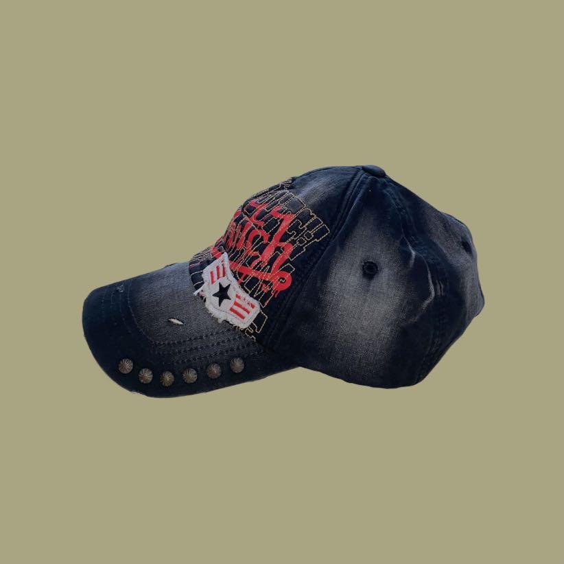 Topi Black with Red Von Dutch Rare, Fesyen Pria, Aksesoris, Topi di ...