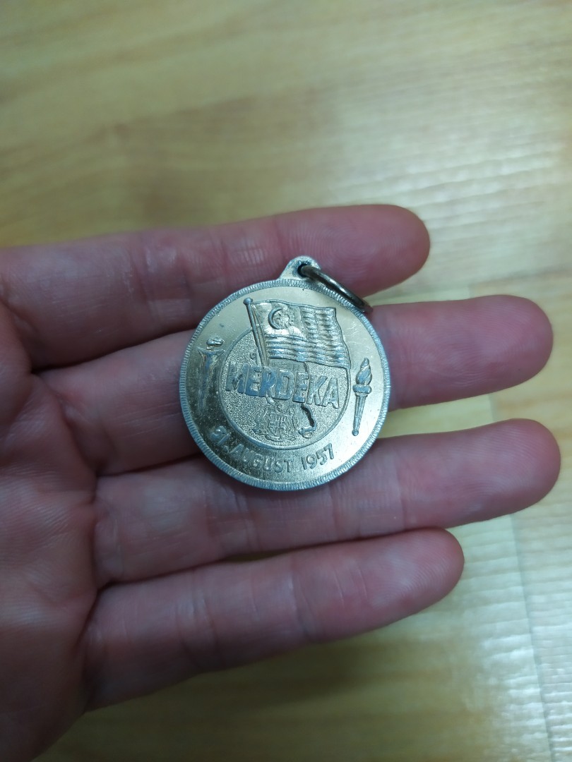 Vintage Merdeka Medal 1, Hobbies & Toys, Collectibles & Memorabilia ...