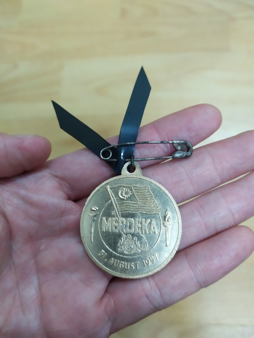Vintage Merdeka Medal 5, Hobbies & Toys, Collectibles & Memorabilia ...