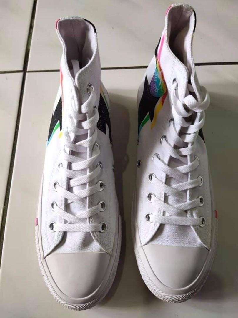 Converse All Star Pride Edition 2019 - Lightning Bolt Rainbow Chuck ...