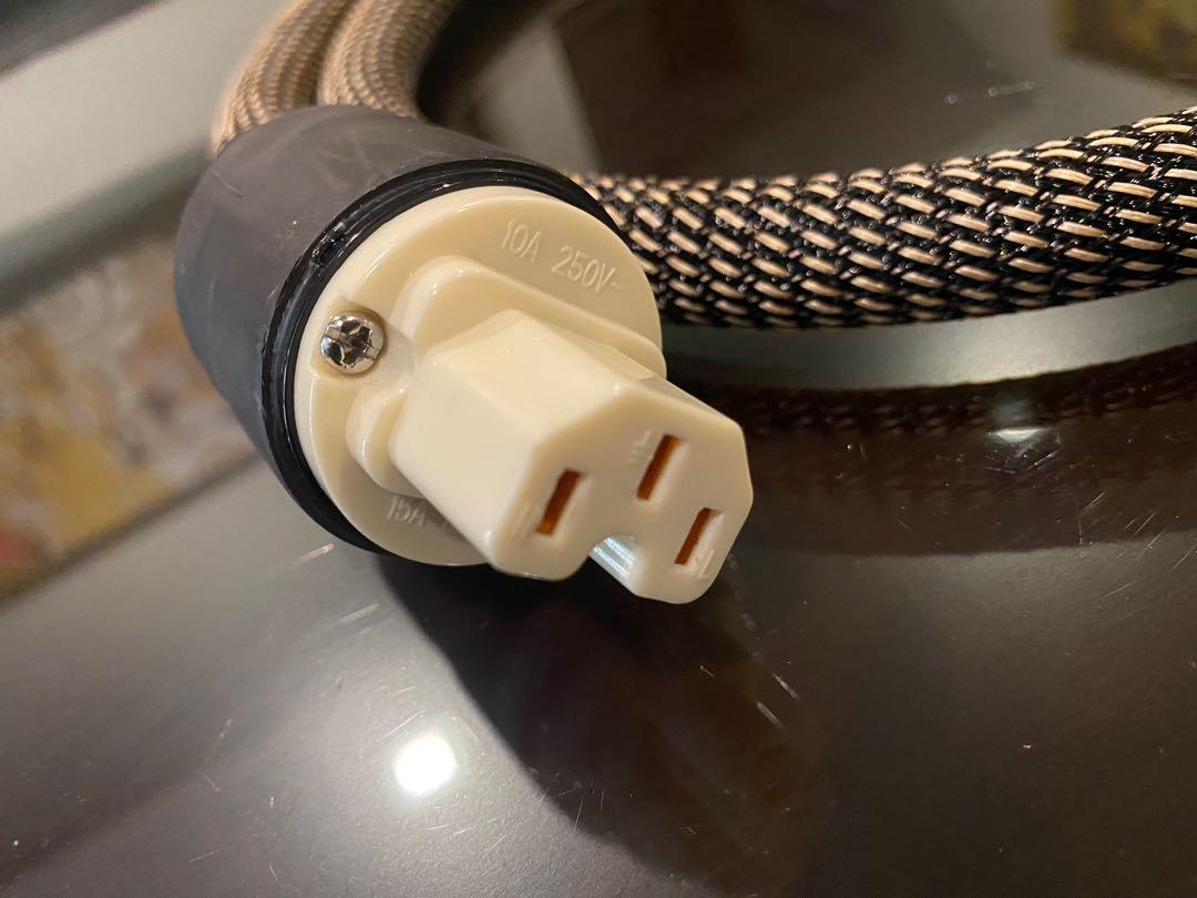 Monster Powerline 400 Power Cable, Audio, Other Audio Equipment on ...