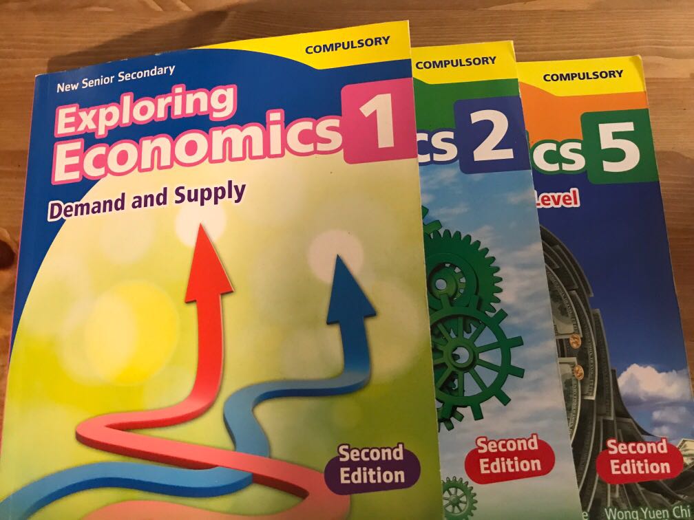 急放可議！ NSS Exploring Economics, 興趣及遊戲, 書本 & 文具, 教科書 - Carousell