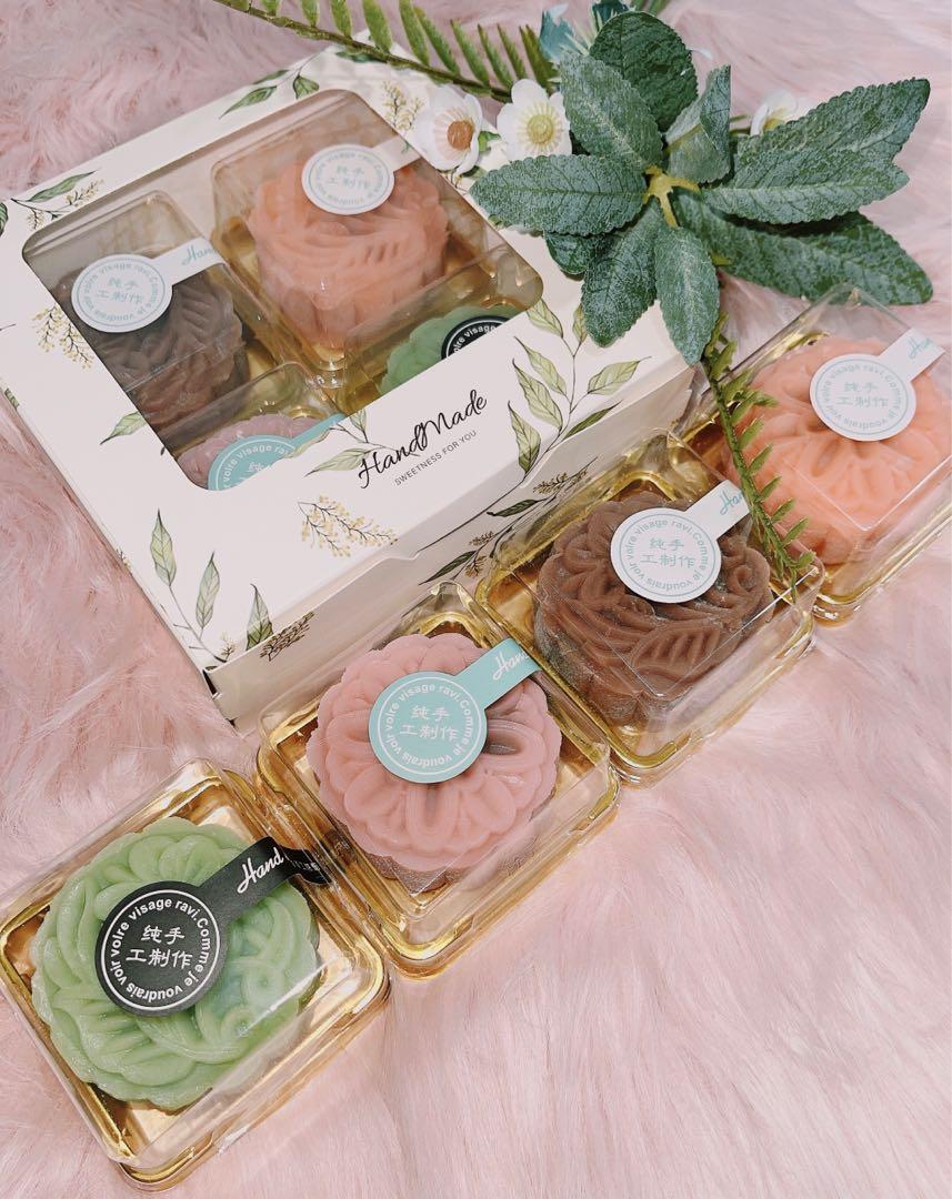*Pre-order* Homemade Macaron Colored Snow Skin Mooncakes $18 per Box ...