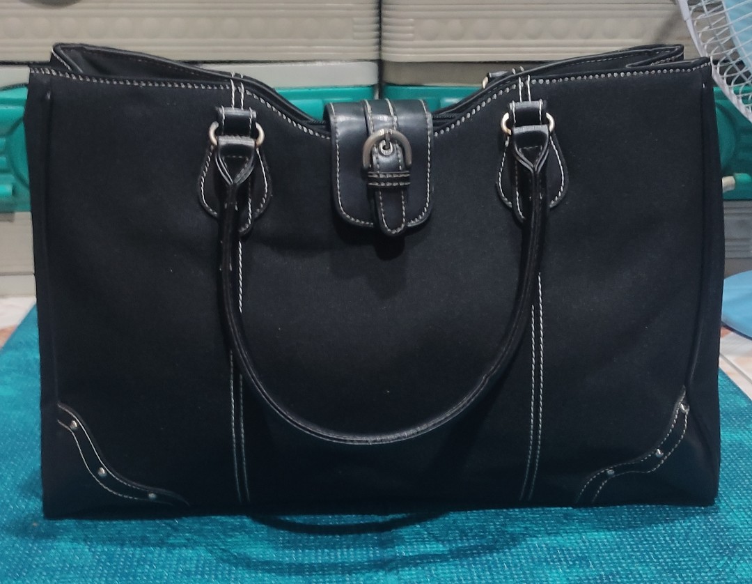 Theoria Shoulder Bag, Women's Fashion, Bags & Wallets, Shoulder Bags on ...