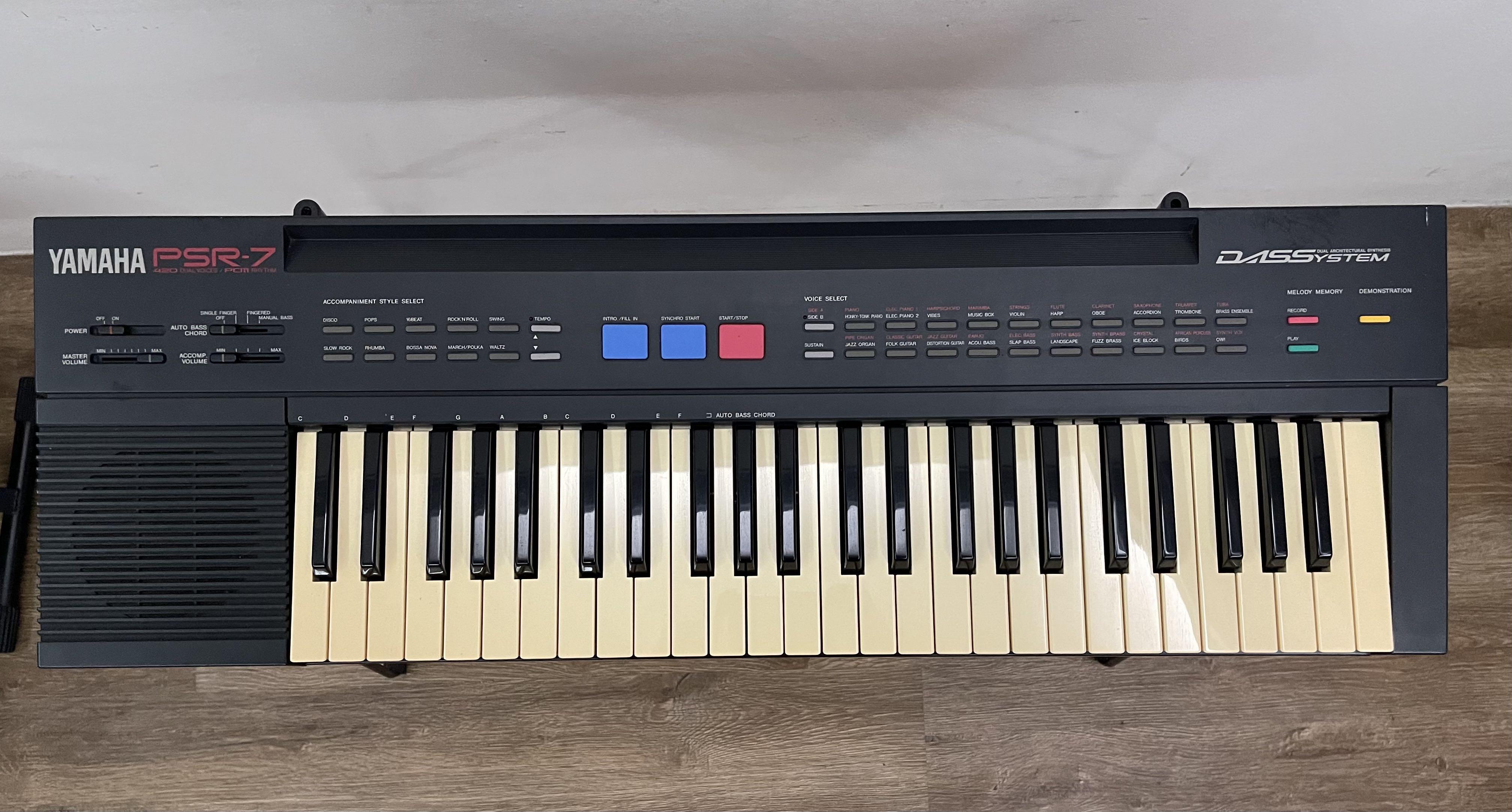Yamaha PSR7 Keyboard With Stand, Hobbies & Toys, Music & Media, Musical ...