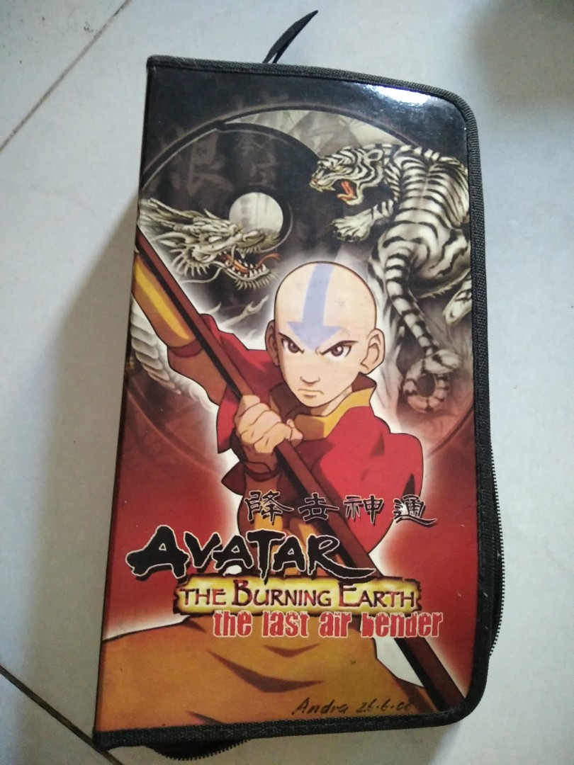 Buku DVD + 40 Kaset Film Horror Indonesia, Musik & Media, CD, DVD ...