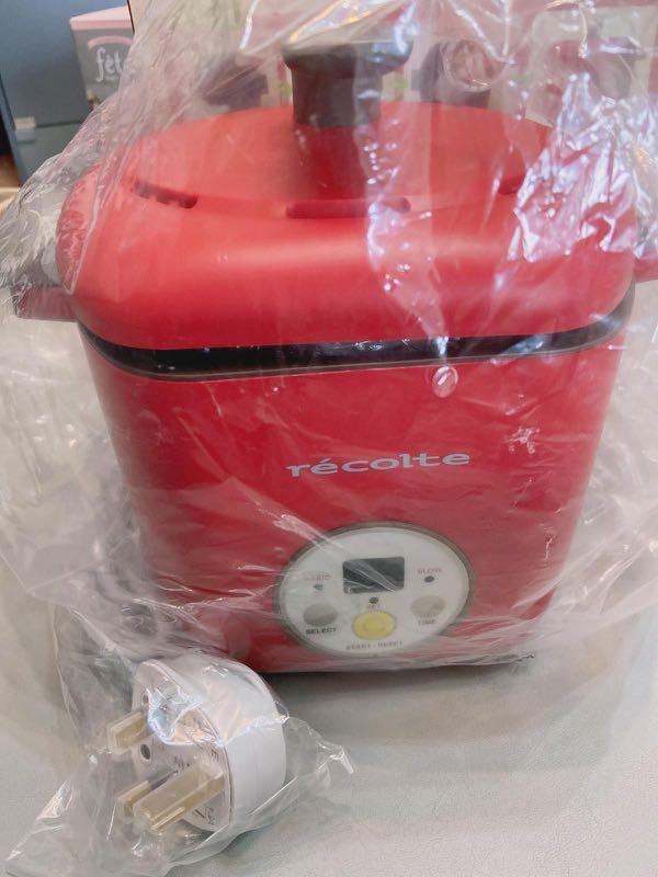 CotoCoto日式電飯煲 內附：不鏽鋼蒸架，飯勺，防燙架，食譜，說明書, 家庭電器, 廚房電器, 鍋具 - Carousell