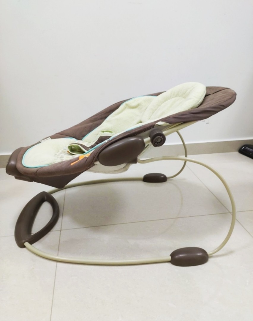 Ingenuity baby rocker bouncer, Babies & Kids, Infant Playtime on Carousell