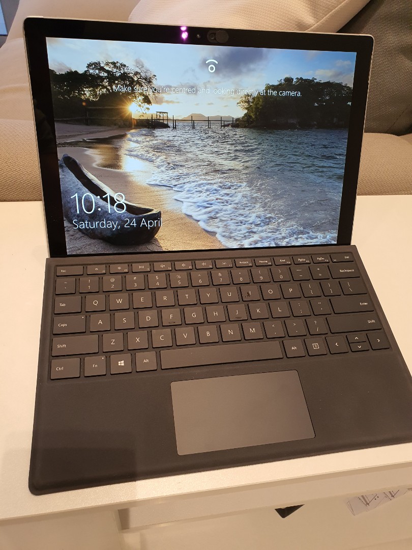 Microsoft Surface 4 Pro (2.4ghz i5, 8gb RAM, 256gb SSD) with New ...
