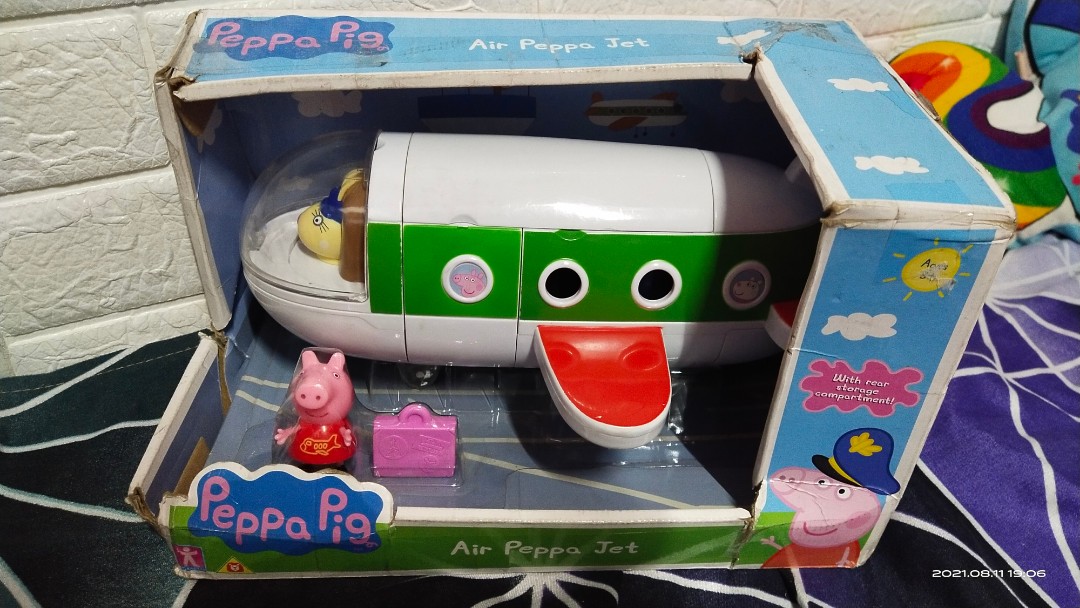 Peppa pig airplane, Hobbies & Toys, Toys & Games on Carousell