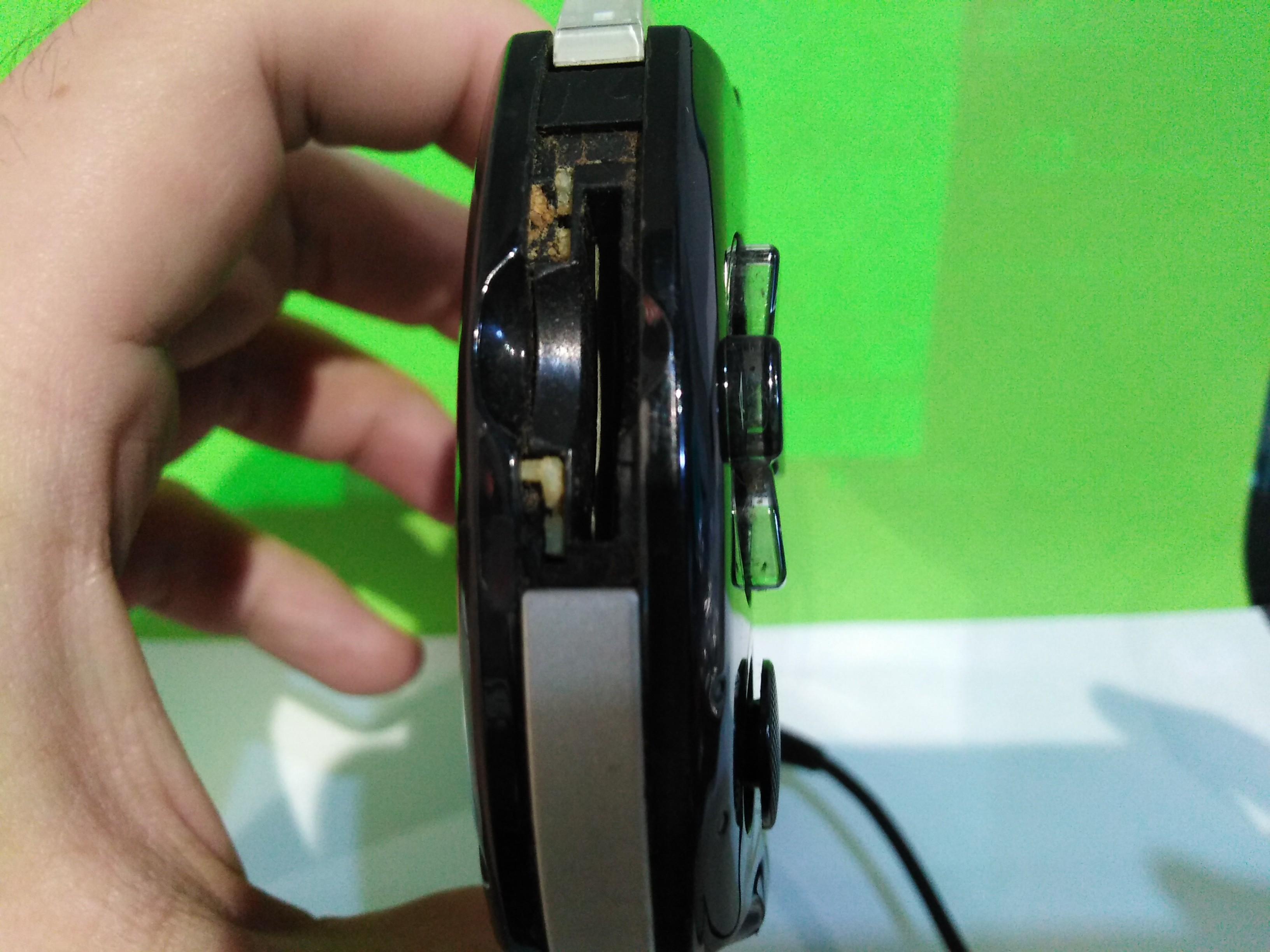 Psp 3000 series spoilt (right sided buttons), Video Gaming, Video Game ...