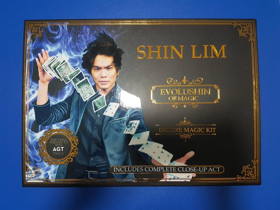 Shin Lim's Evolushin Of Magic Deluxe Magic Kit, Hobbies & Toys, Toys ...
