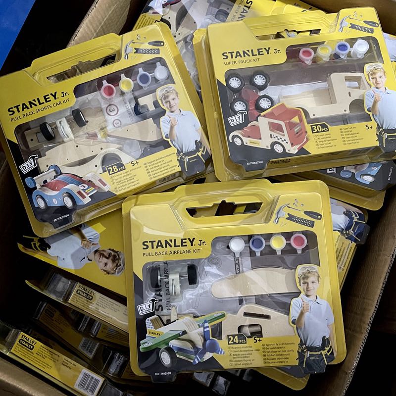 Stanley DIY 玩具車, 兒童＆孕婦用品, 嬰兒玩具 - Carousell