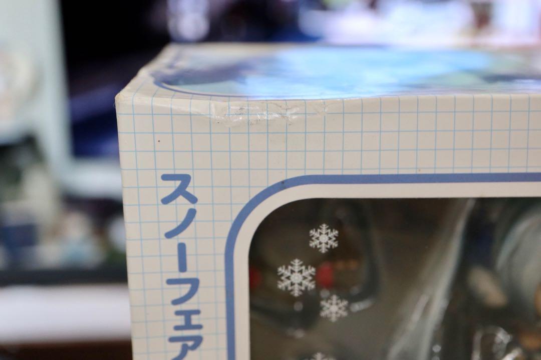 [中古] Goodsmile Nendoroid 150 snow miku 黏土人 雪初音, 興趣及遊戲, 玩具 & 遊戲類 - Carousell