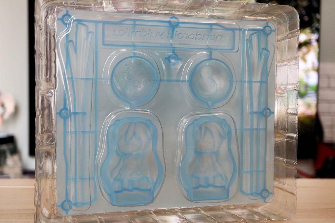 [中古] Goodsmile Nendoroid 150 snow miku 黏土人 雪初音, 興趣及遊戲, 玩具 & 遊戲類 - Carousell