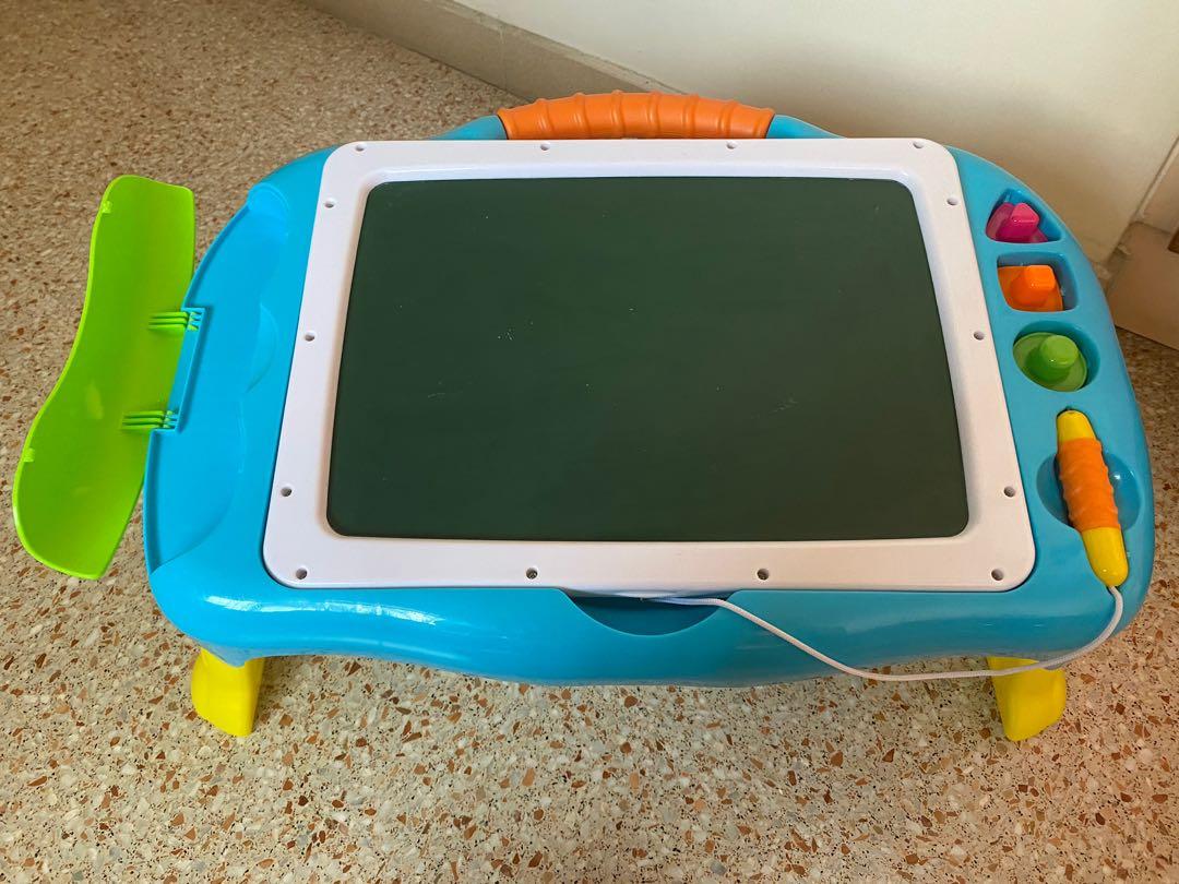 Crayola Sit N Draw Travel Table, Babies & Kids, Baby Nursery & Kids ...