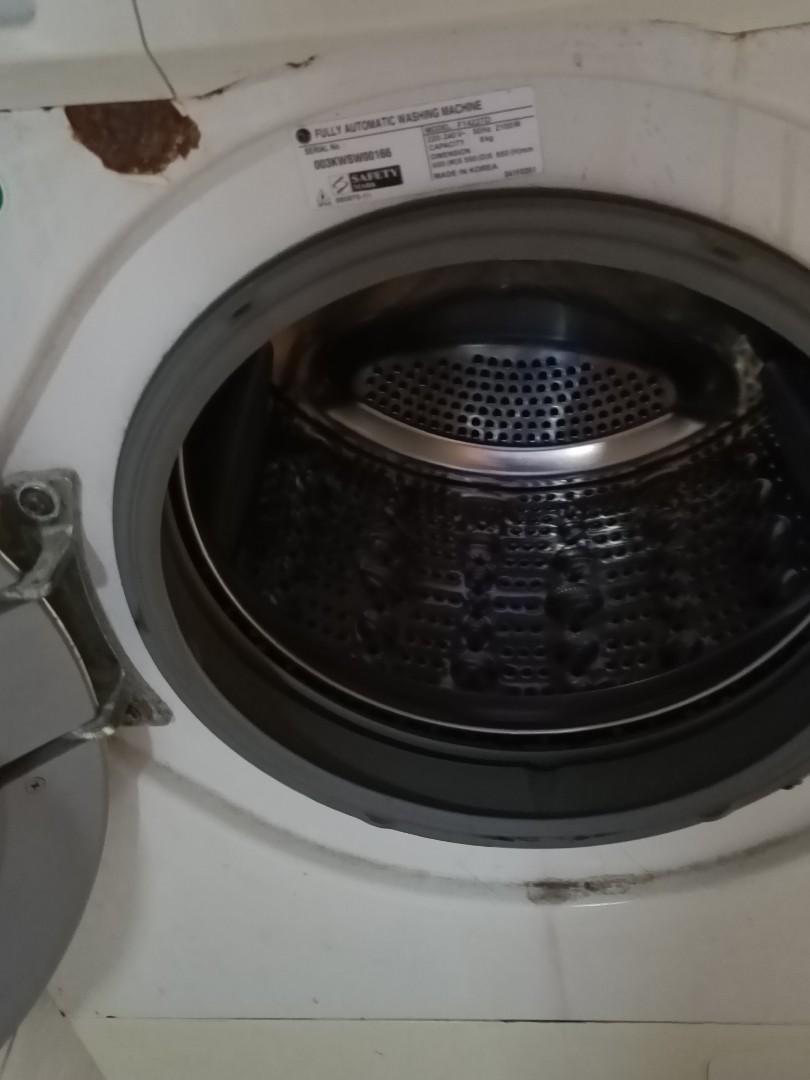 Lg old washing machine, TV & Home Appliances, Washing Machines and ...