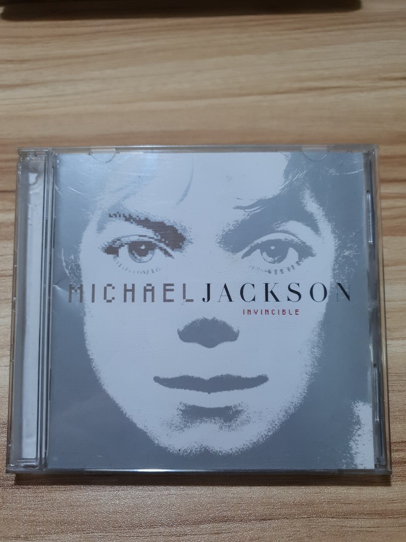 Michael Jackson - Invincible Album, Hobbies & Toys, Music & Media, CDs ...