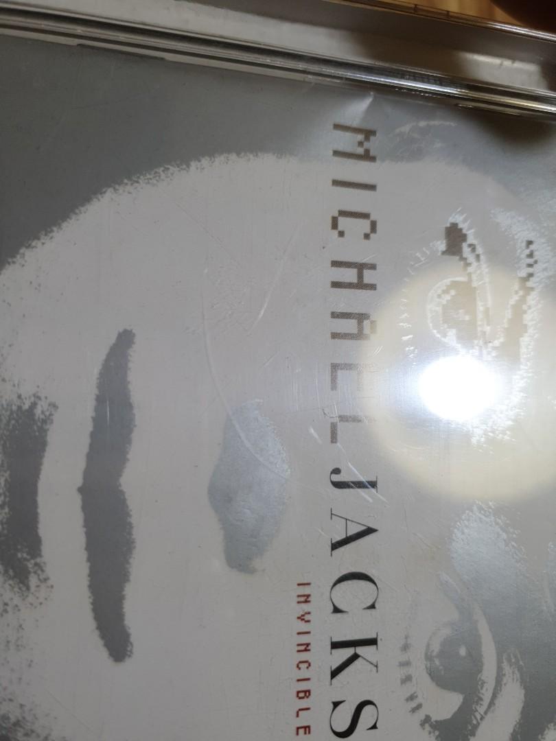 Michael Jackson - Invincible Album, Hobbies & Toys, Music & Media, CDs ...