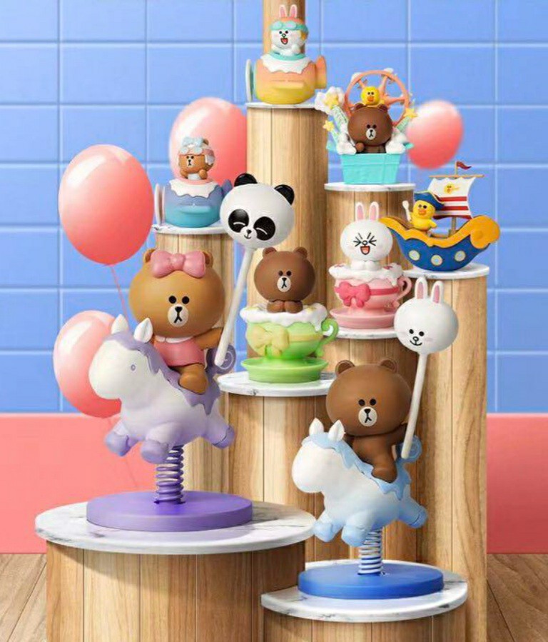 全新popmart LINE Friends Summer Carnie盲盒, 興趣及遊戲, 旅行, 旅遊 - 旅行必需品及用品 ...