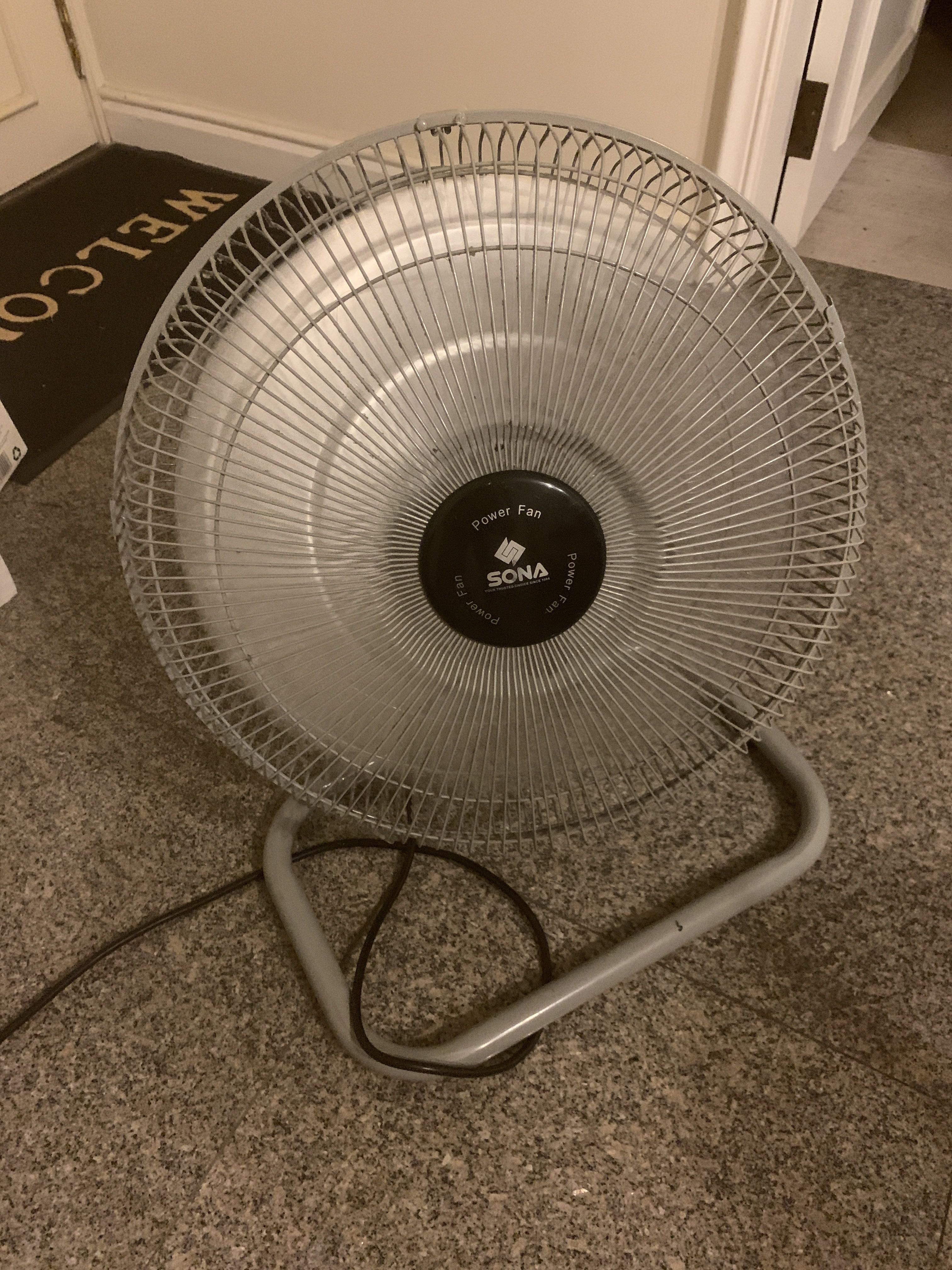 Strong fan, TV & Home Appliances, Air Conditioners & Heating on Carousell