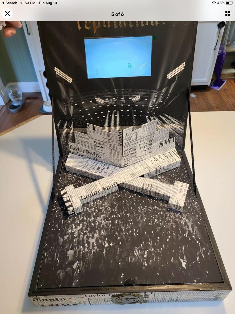 Taylor Swift VIP REPUTATION BOX, Hobbies & Toys, Music & Media, CDs ...