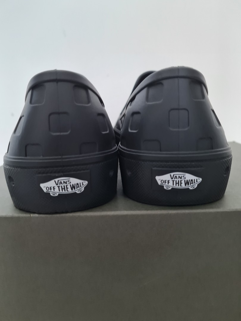 vans trek, Men's Fashion, Footwear, Sneakers on Carousell