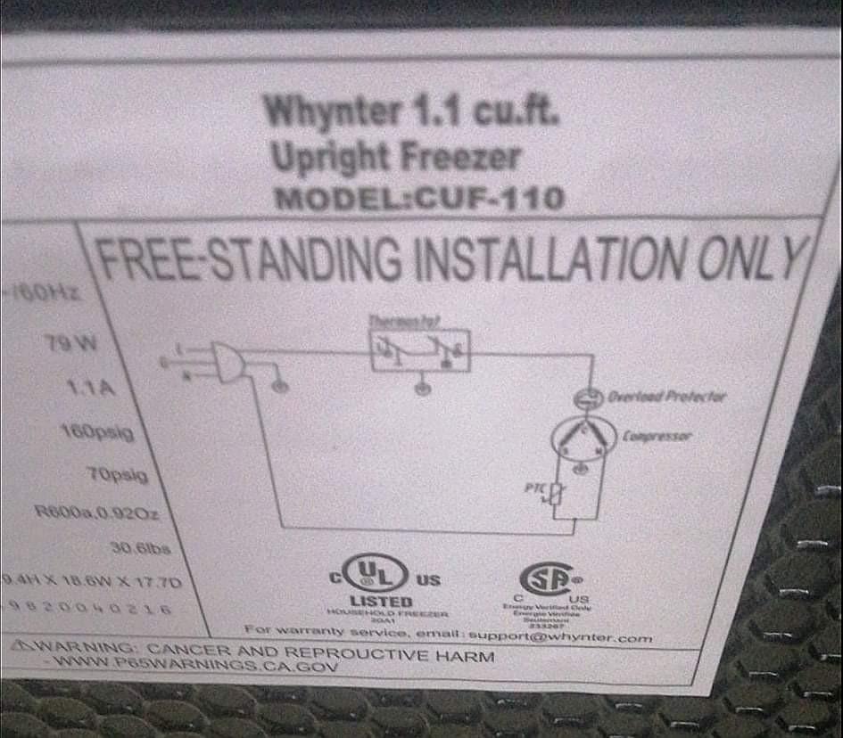 Whynter 1.1 cu.ft.Energy Star Upright Freezer with Lock (2 Keys) 110 ...