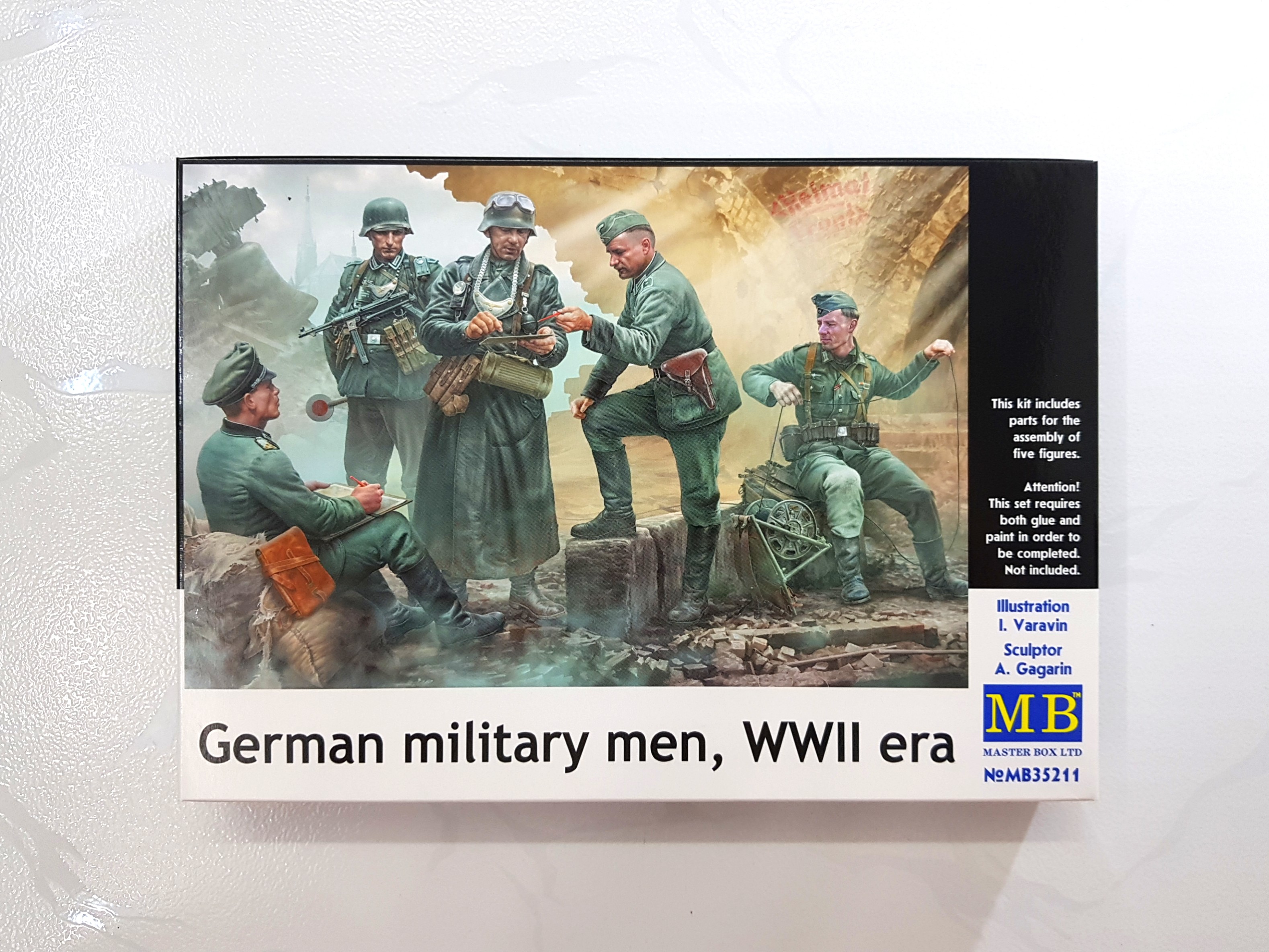 1/35 Master Box #35211 German Military Men, WWII Era c/w 5 Soldiers ...