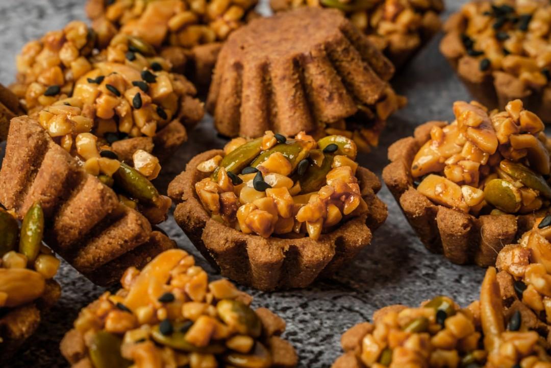 OCOC Ready Stock - Choco Nutty Bites, Food & Drinks, Packaged & Instant ...