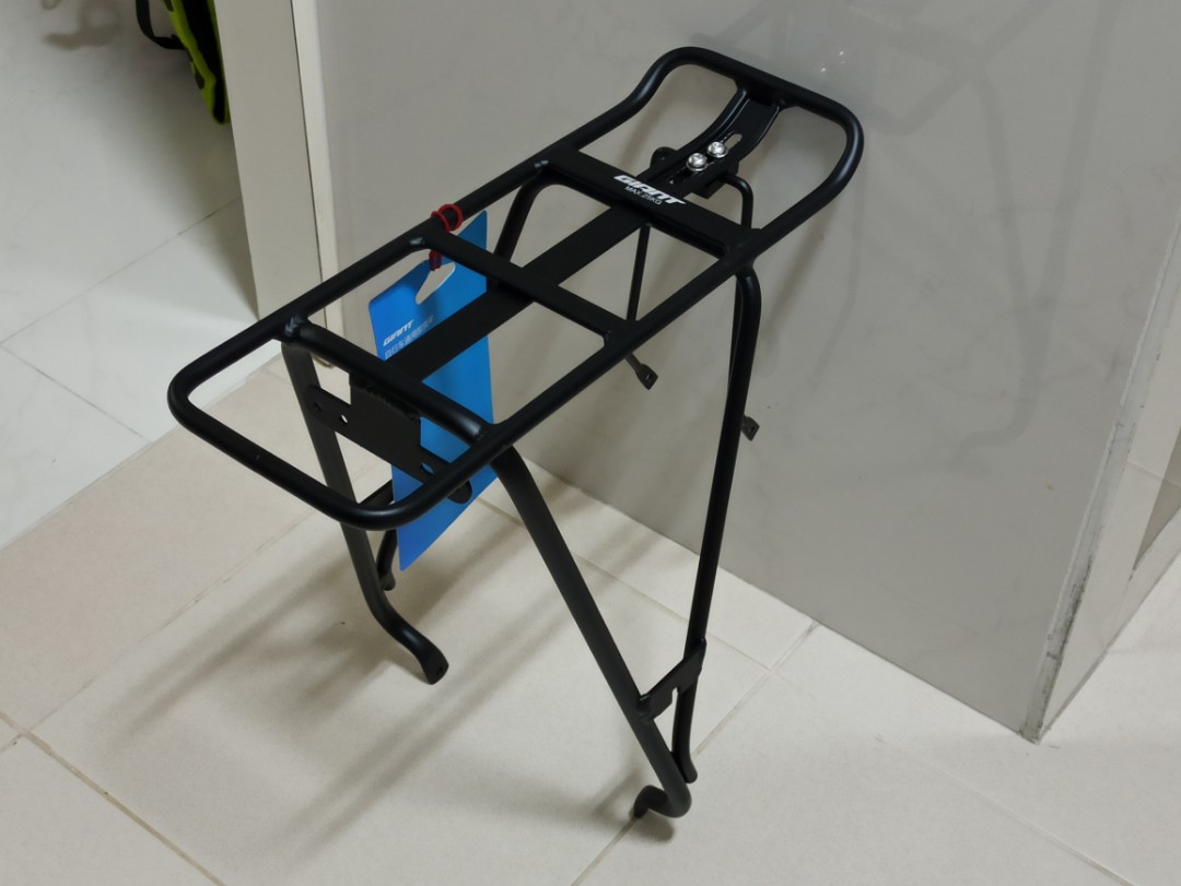 Giant bicycle pannier rack, Sports Equipment, Bicycles & Parts, Parts ...