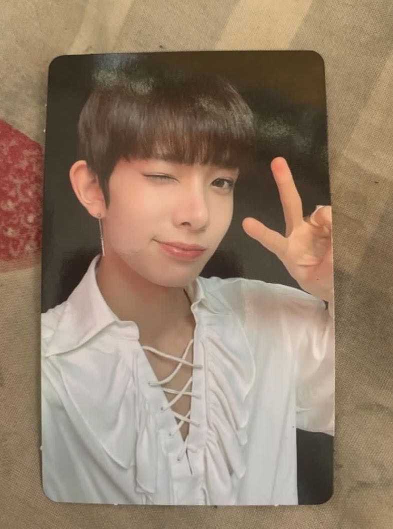 heesung pc, Hobbies & Toys, Memorabilia & Collectibles, K-Wave on Carousell