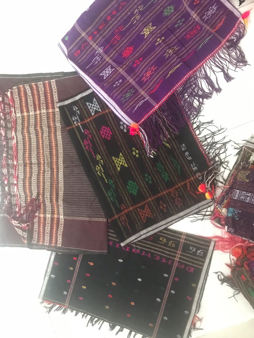 Kain ulos adat batak HORAS - Sumatera Utara, Fesyen Wanita, Pakaian Wanita, Lainnya di Carousell