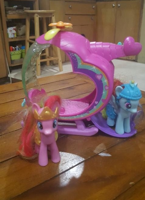 My Little Pony Pinkie Pie Helicopter Playset with Rainbow Dash, Hobbies ...
