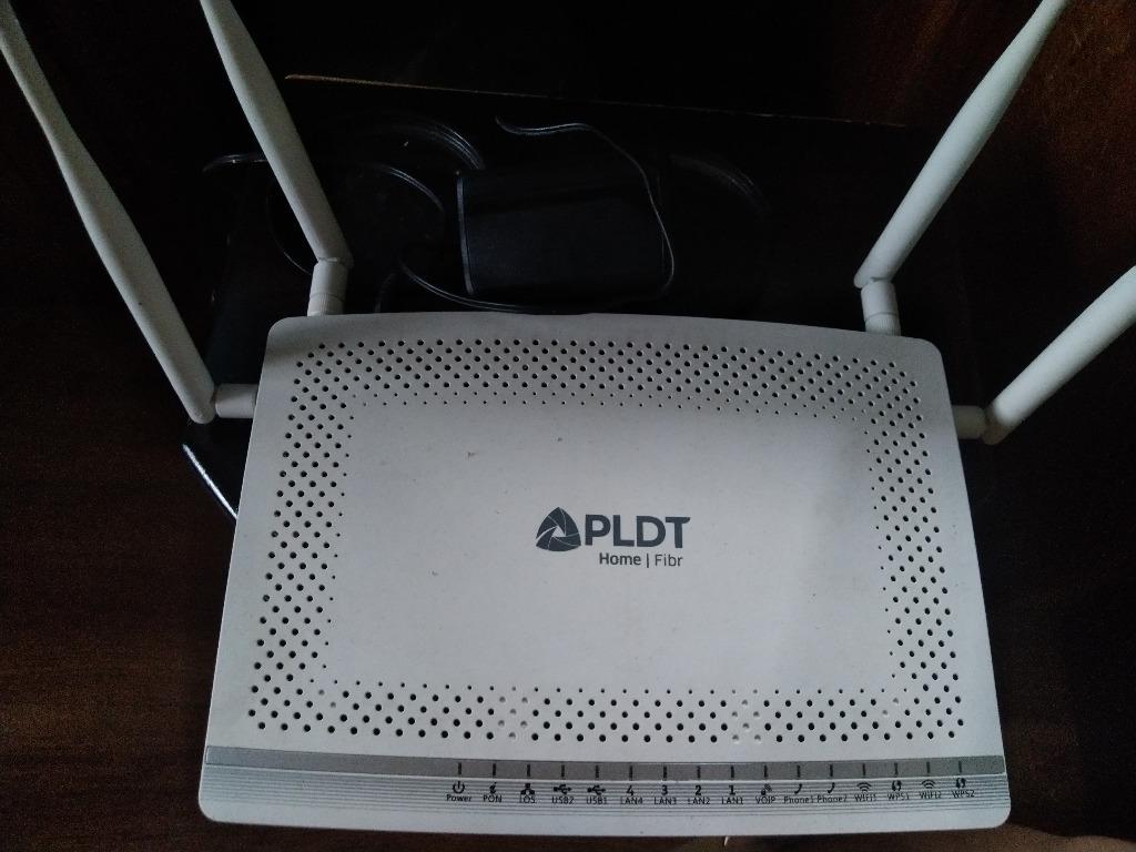 PLDT Fibr FiberHome Router GPON ONU AN5506-04, Computers & Tech, Parts ...