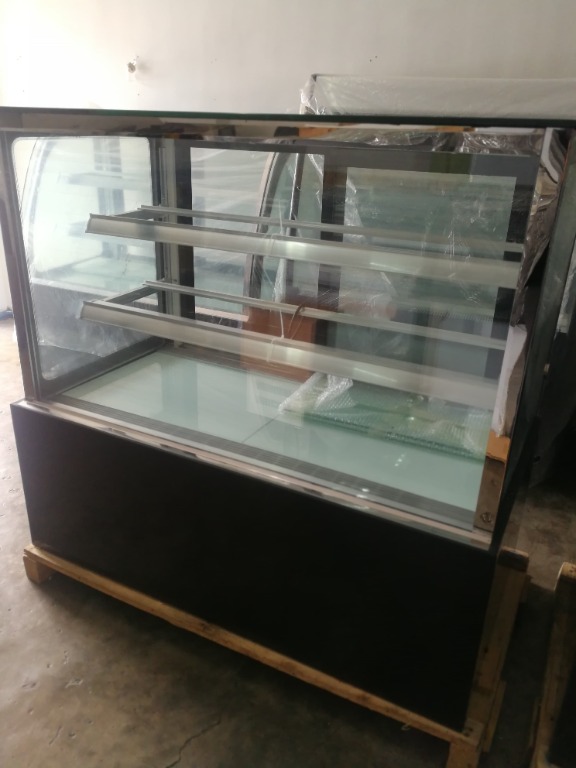 4 FT. 3 LAYERS JAPANESE STYLE FLOOR TYPE CAKE CHILLER, TV & Home ...