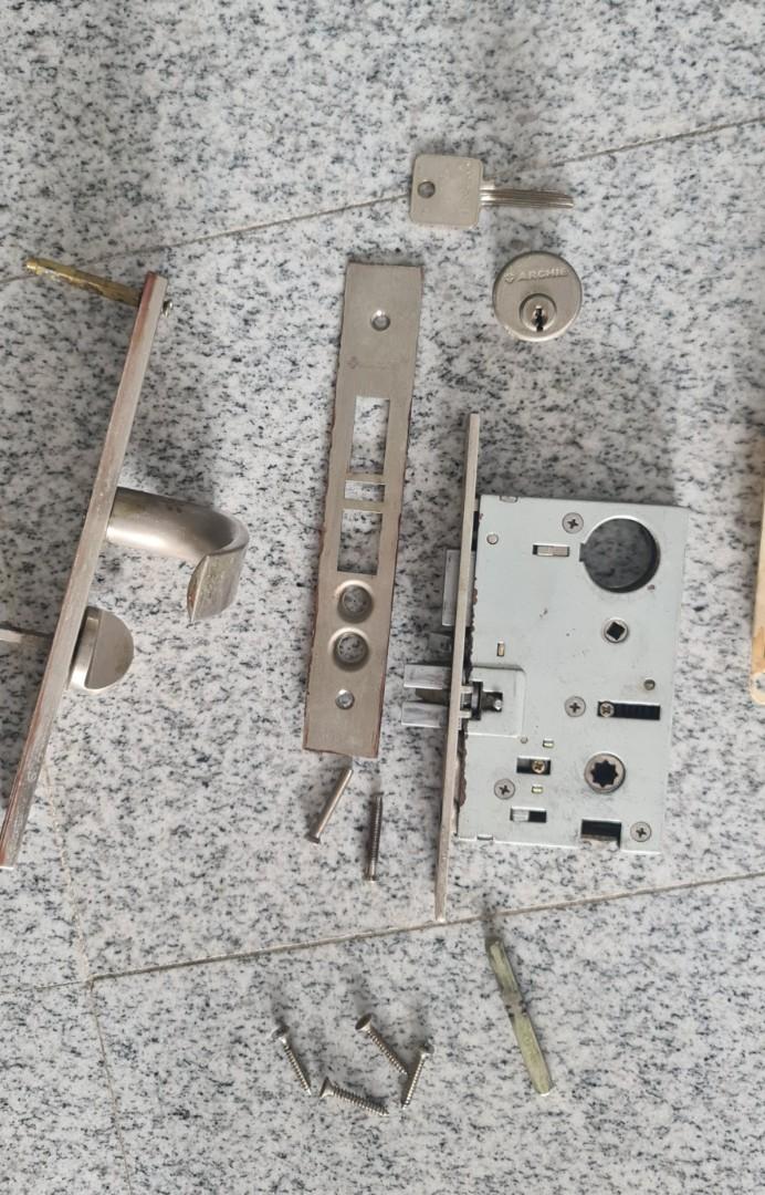 Archie Door lock, Furniture & Home Living, Security & Locks, Locks ...