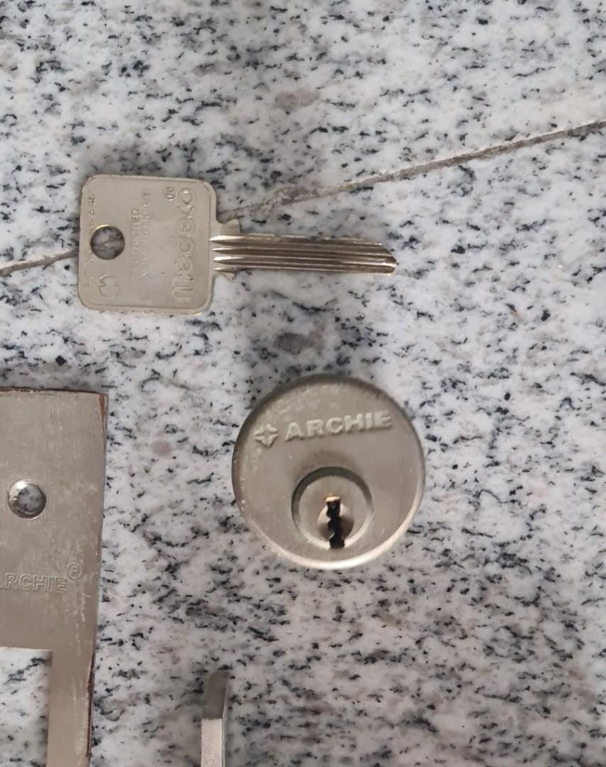 Archie Door lock, Furniture & Home Living, Security & Locks, Locks ...