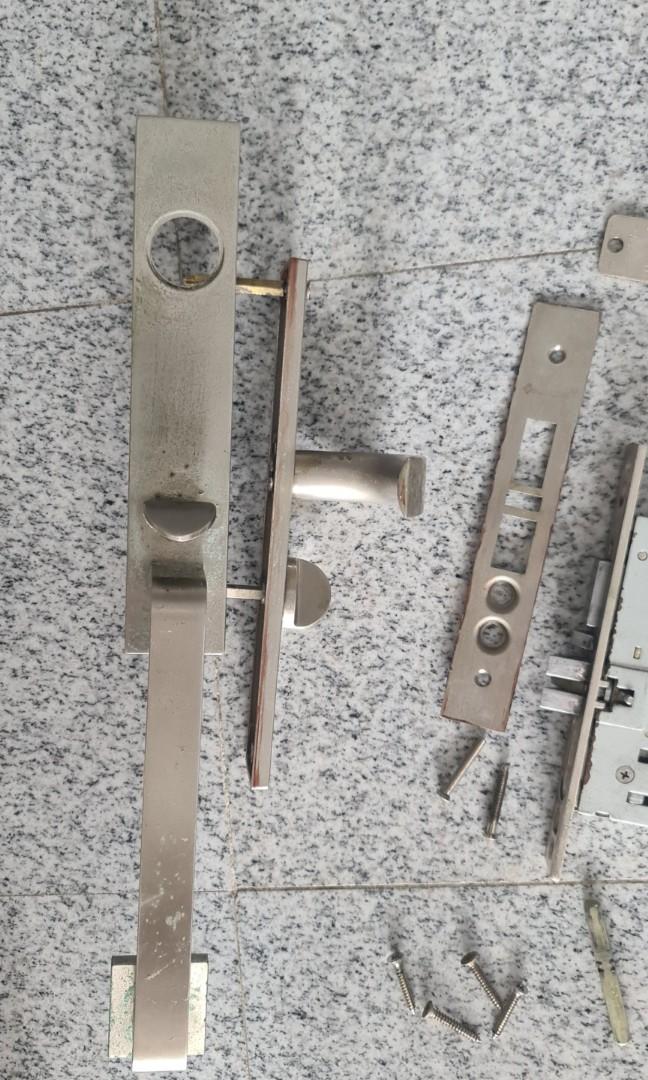 Archie Door lock, Furniture & Home Living, Security & Locks, Locks ...