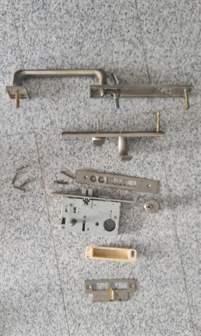 Archie Door lock, Furniture & Home Living, Security & Locks, Locks ...