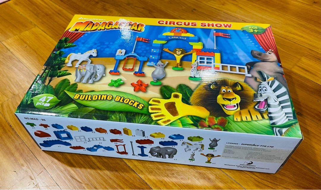 Dreamworks Madagascar Circus Show Building Blocks, Babies & Kids ...