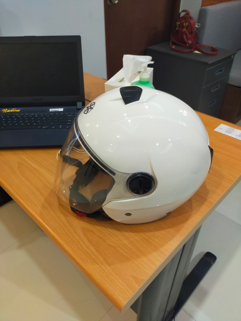 Helmet ryo medium half face, Motorbikes, Motorbike Parts & Accessories ...