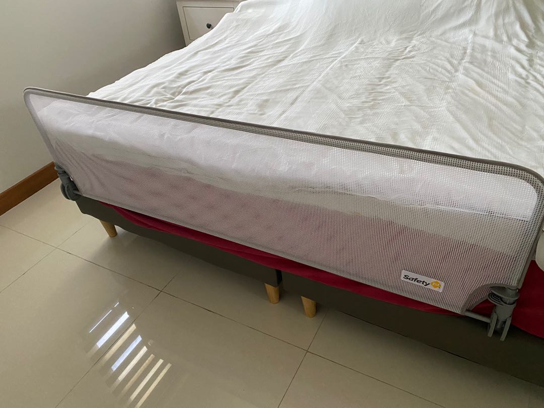 Safety 1st Bed Guard, Babies & Kids, Baby Nursery & Kids Furniture, Bed ...