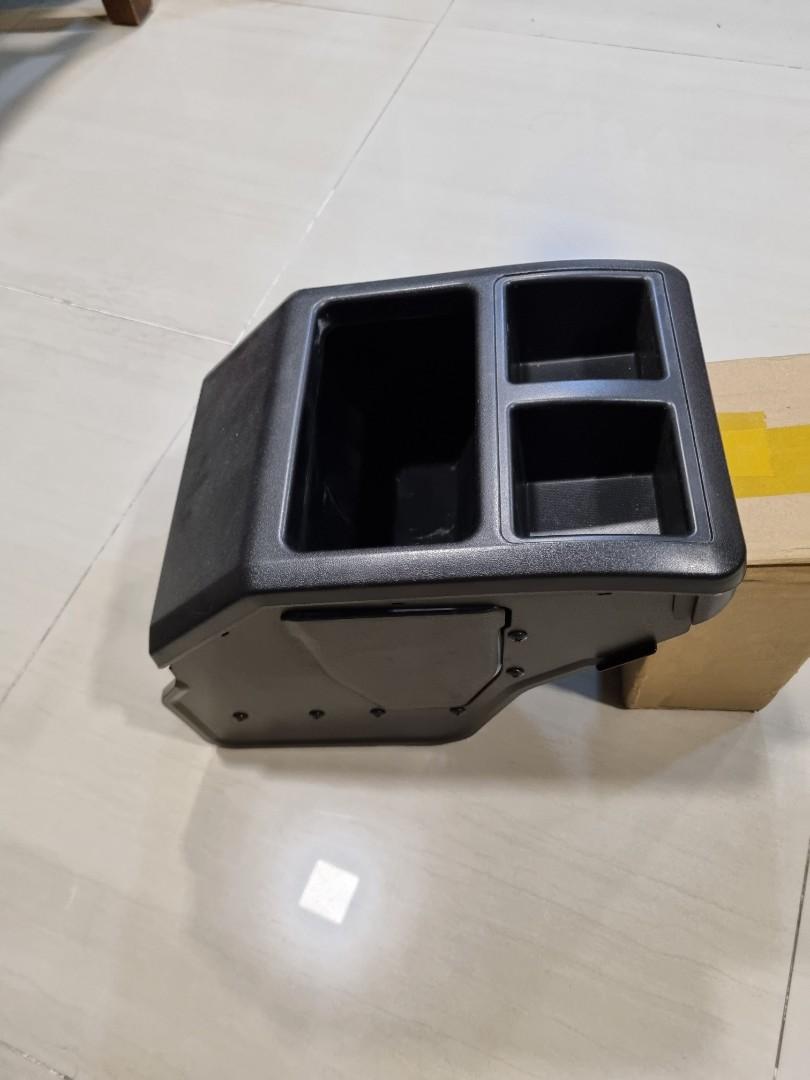Toyota hiace center console good condition., Car Accessories ...
