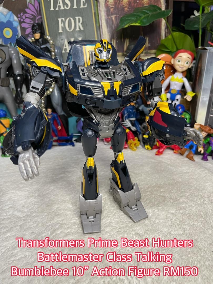 Transformers Prime Beast Hunters Battle aster Class Taking Bumblebee 10 ...