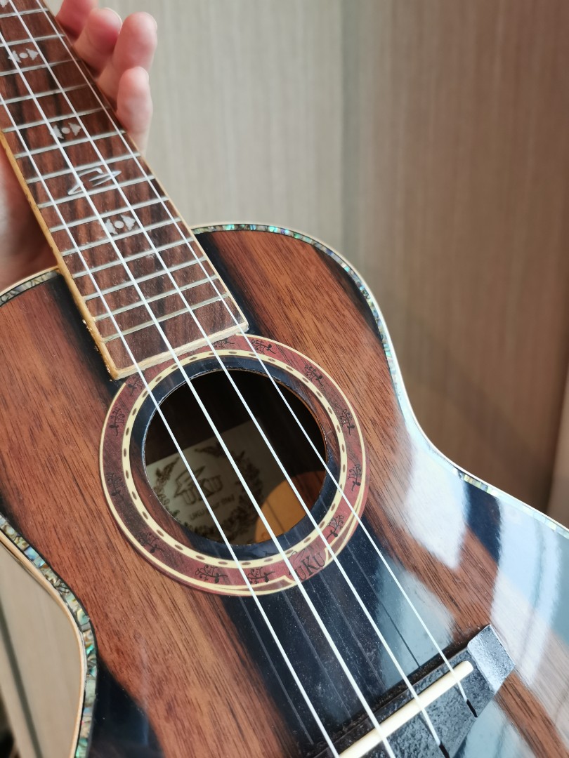 Ukulele, Hobbies & Toys, Music & Media, Musical Instruments on Carousell